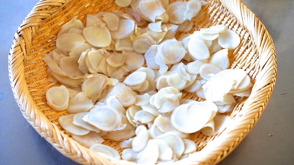 Gari (Japanese Pickled Ginger) for Sushi Recipe - Japan Food Style