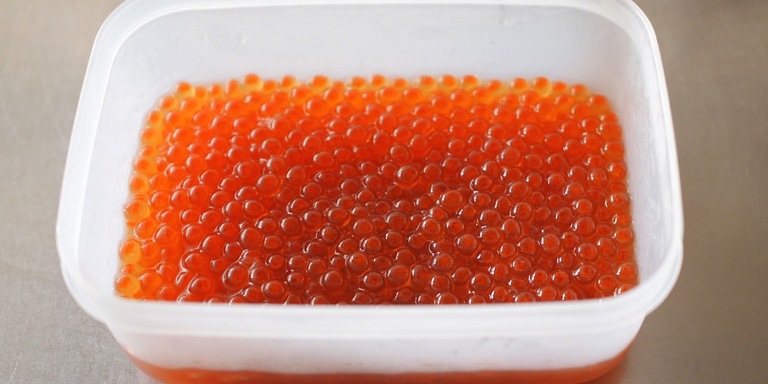 Ikura Recipe (Marinated Salmon Roe) - Japan Food Style