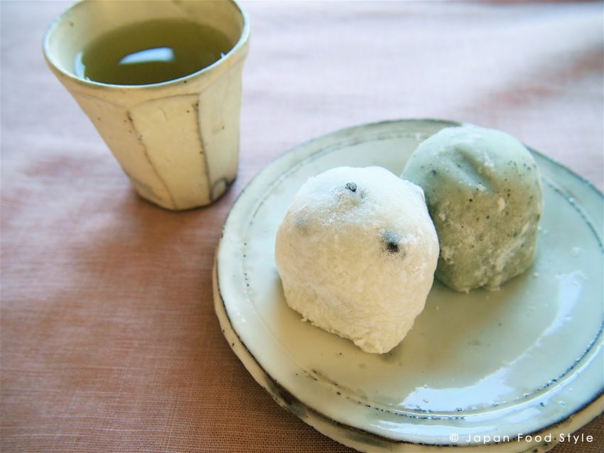 Daifuku: Rice Cake Stuffed with Sweet Beans Recipe - Japan Food Style