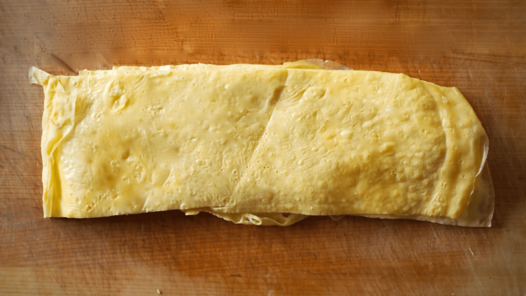 Usuyaki Tamago (Egg Crepe) & Kinshi Tamago (Shredded Omelet) for Sushi ...