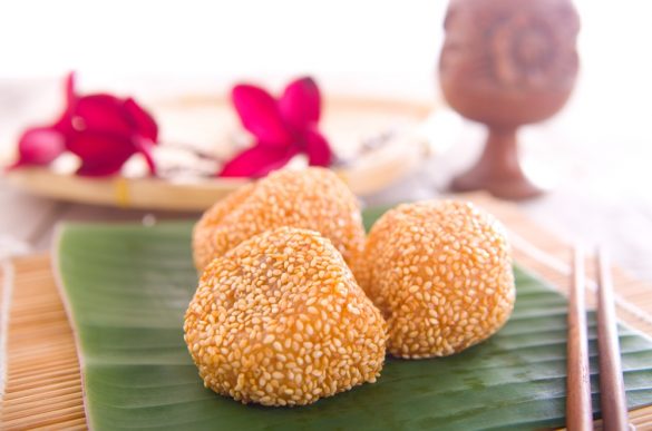 Chinese Sesame Balls (Jian Dui) Fried and Stuffed Recipe – Japan Food Style